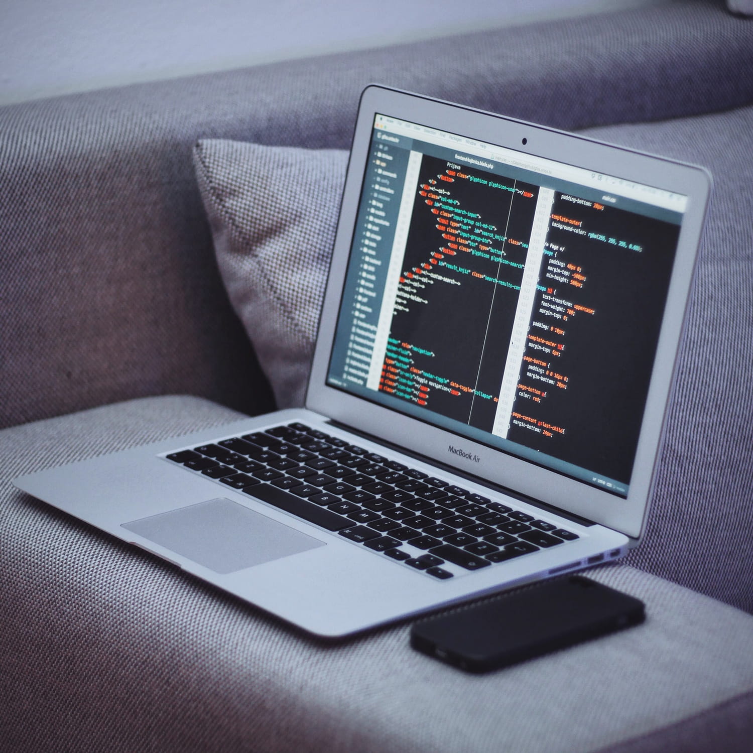 HTML table fit to screen: height, width